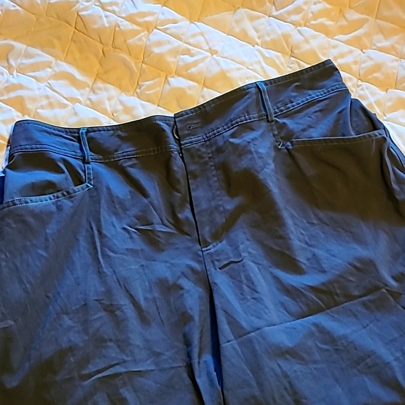 made for life | Pants & Jumpsuits | Made For Life Capri | Poshmark